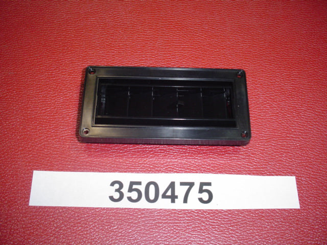 VENT - LOUVRED DASH CONTROLS